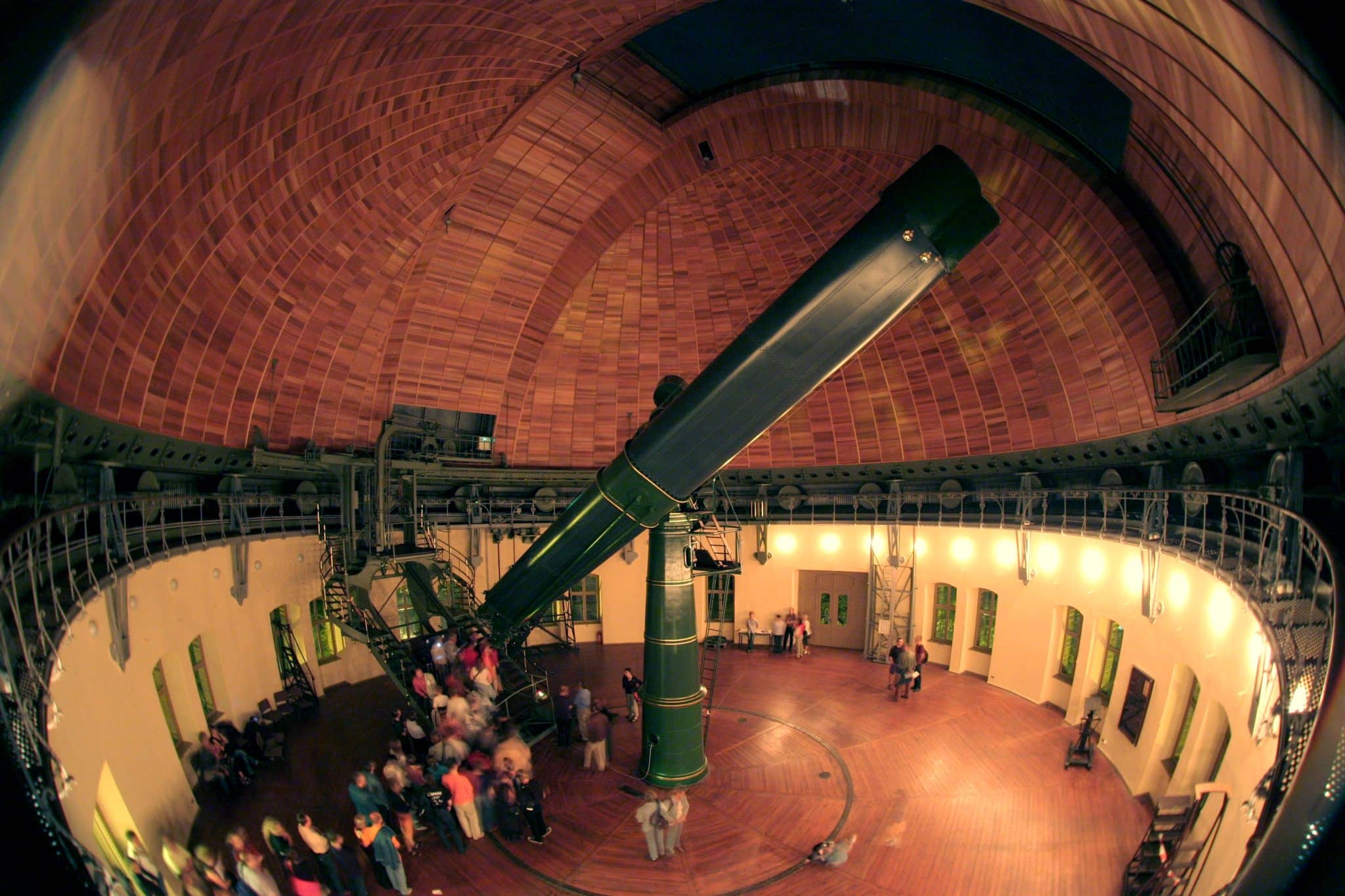 Pointing a tiny telescope at the microcosmos - FocalPlane